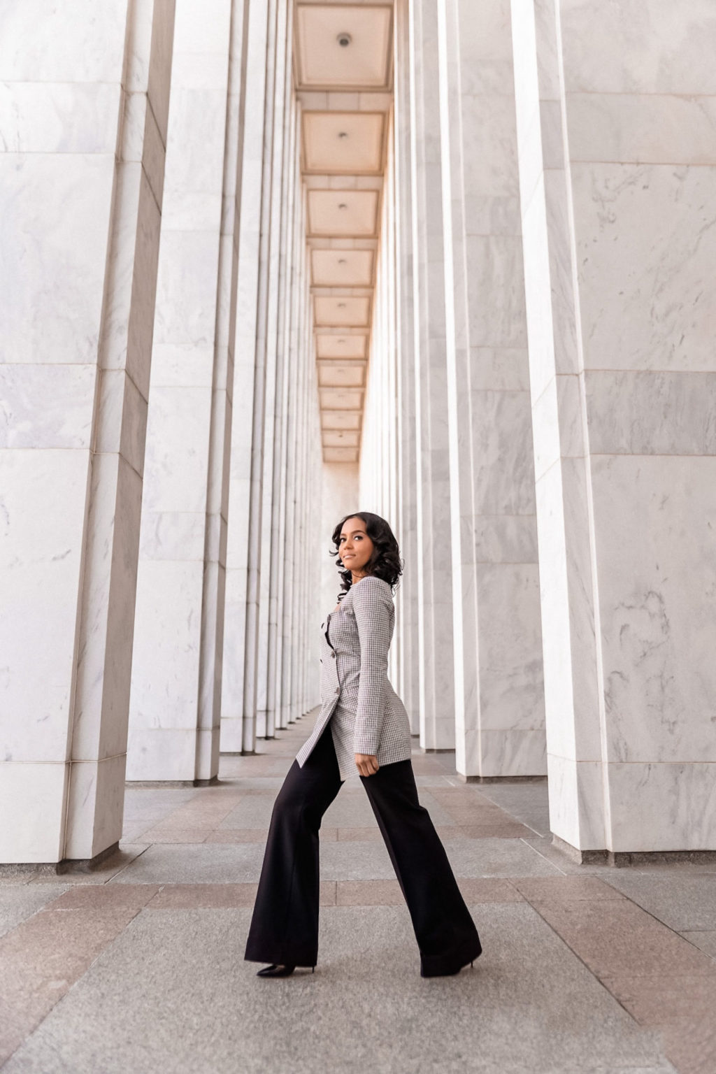 About Me - Simply Sacsha