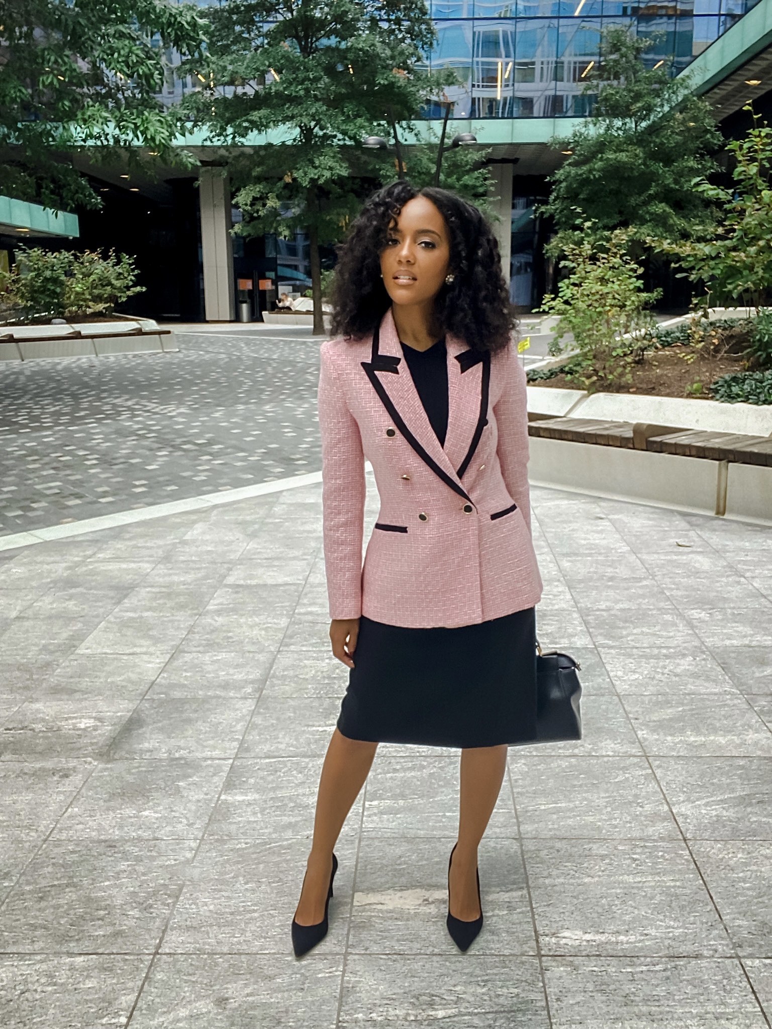 How to Cultivate a Positive Professional Image at Work - Simply Sacsha